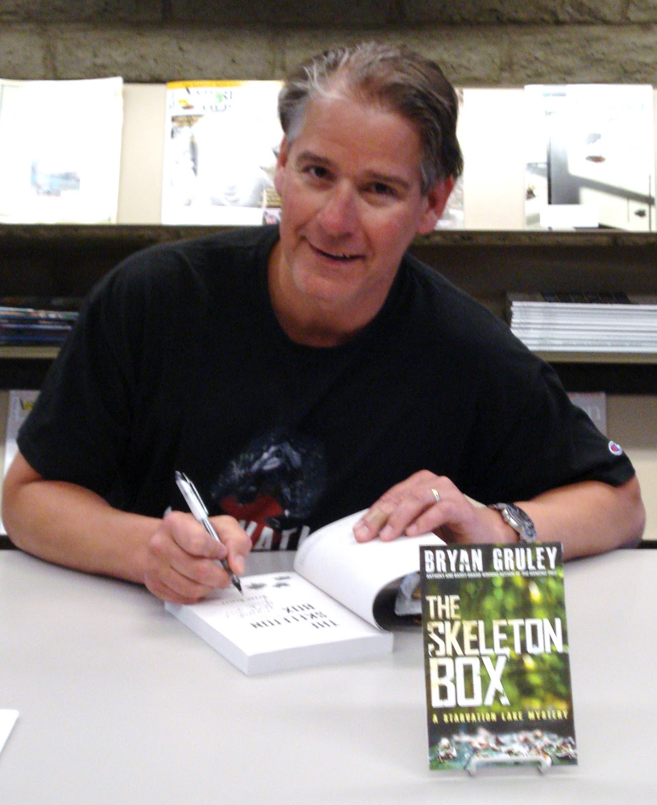 Knowing Writing: Plotter vs Pantsers – Bookstr