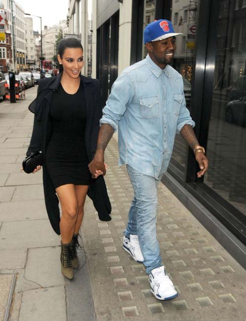 KIM KARDASHIAN STYLE: Kim Kardashian with her boyfriend Kanye West at ...