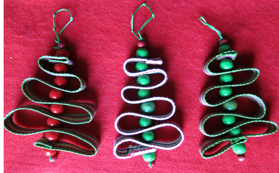 Durham Weaver: Weaving for Christmas