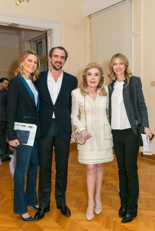 LA FAMILIA REAL GRIEGA: ACTIVIDAD SOLIDARIA DEL PRINCIPE NIKOLAOS Y LA ...