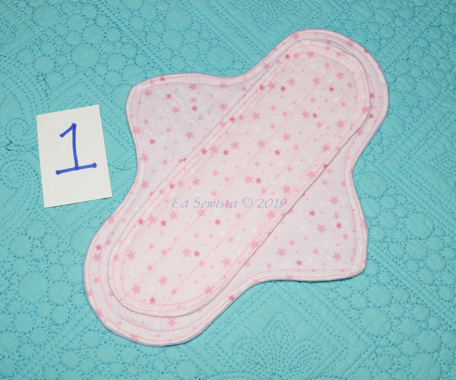 La Sewista!: Bunny's Feminine Pad Making Tutorial, Part One