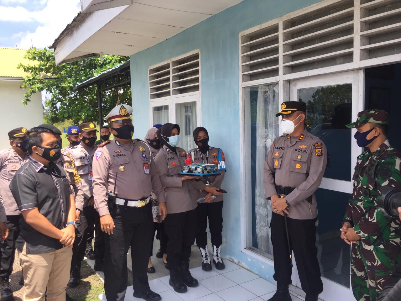 Ucapkan Dirgahayu TNI AU ke 75, Kapolres Lhokseumawe Kunjungi Satrad ...