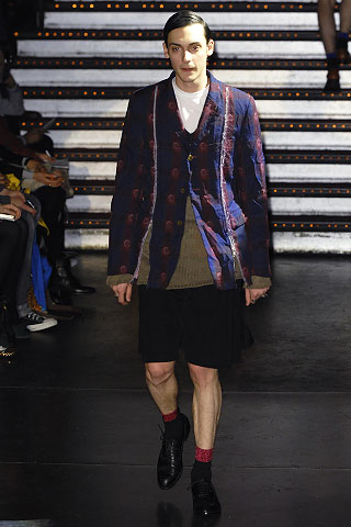 コレクション：2008 A/W COMME des GARCONS HOMME PLUS｜コムデギャルソン店舗マップ