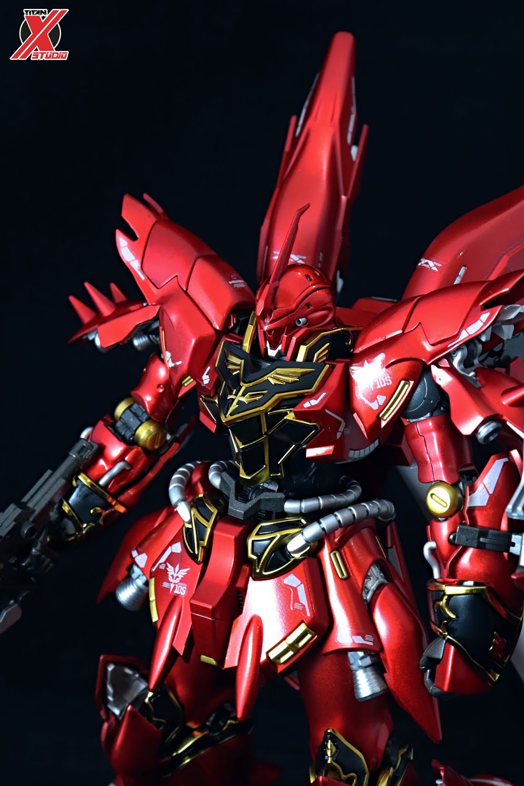 Painted Build: RG 1/144 MSN-06S Sinanju [Titanium ver.]