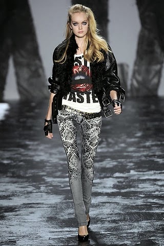 How to Dress for a Rock Concert | Trends Fashion Guide