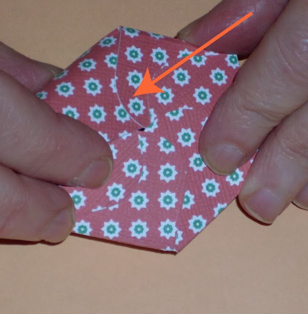 The Papercraft Post: Bakewell Tart Gift Boxes