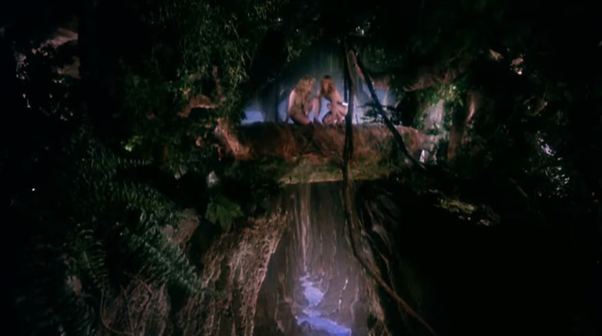 The Bloody Pit of Horror: Slave Girls from Beyond Infinity (1987)