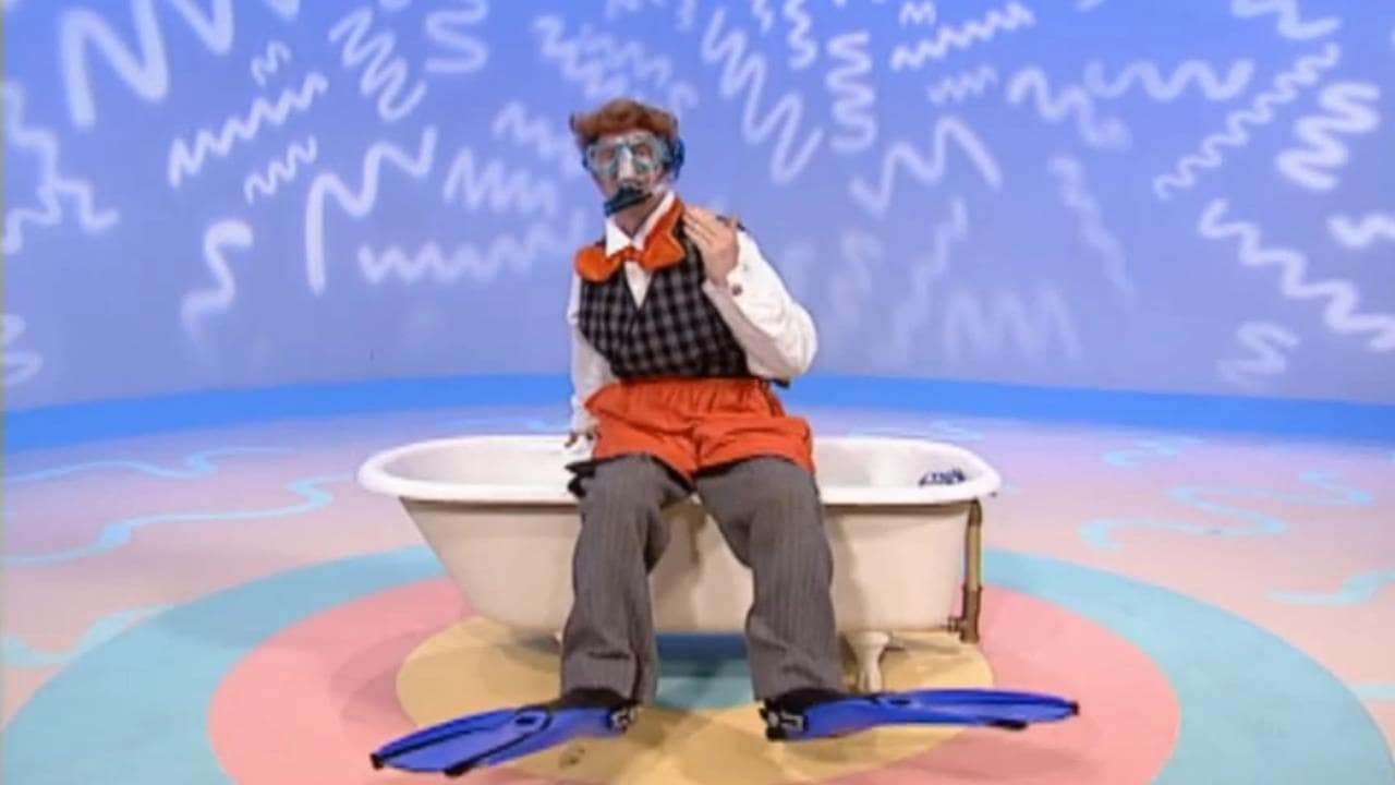 Sesame Street Guide: Elmo's World Bath Time