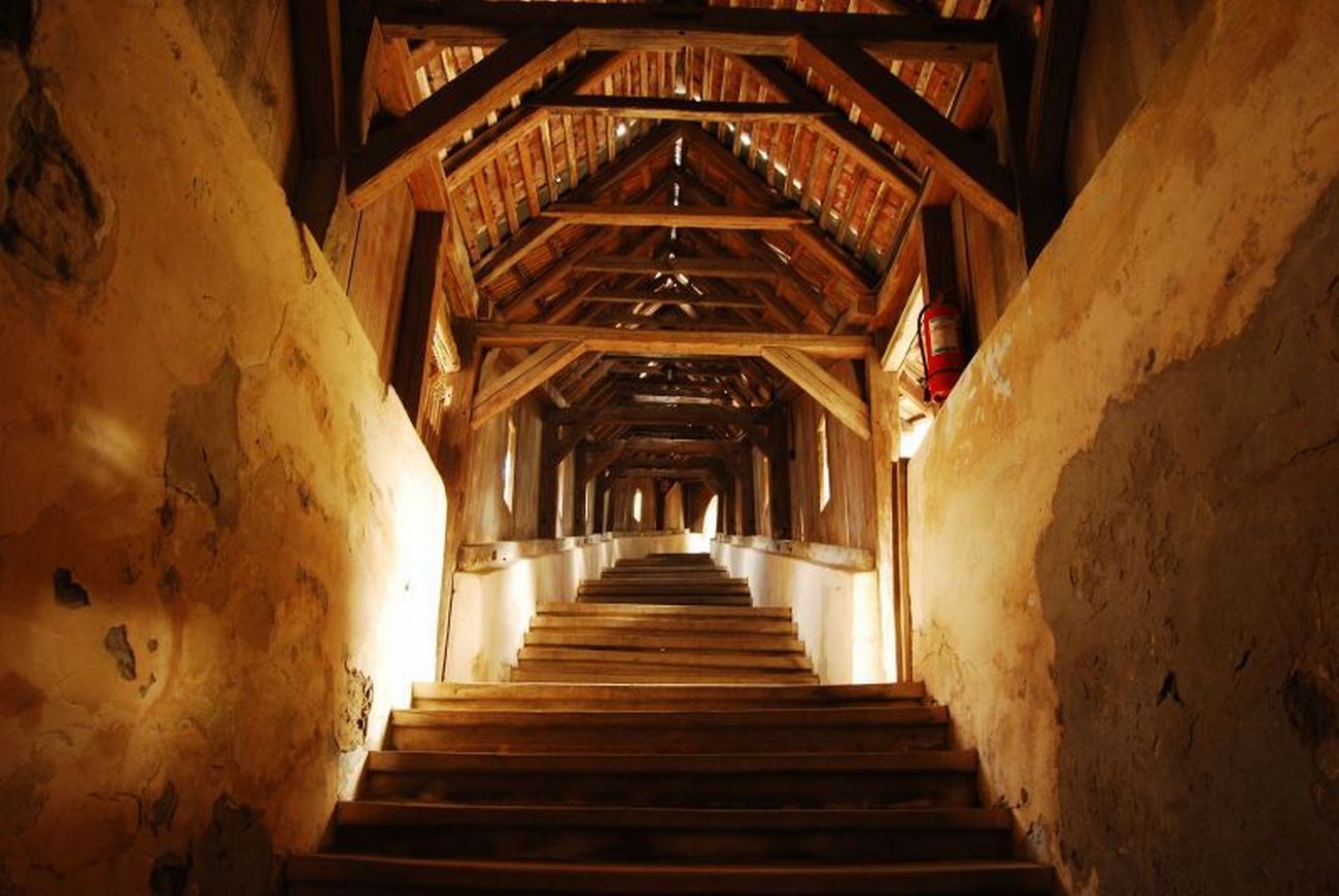 undeva la mijloc: Biserica fortificată din Biertan - Bierthalm ...