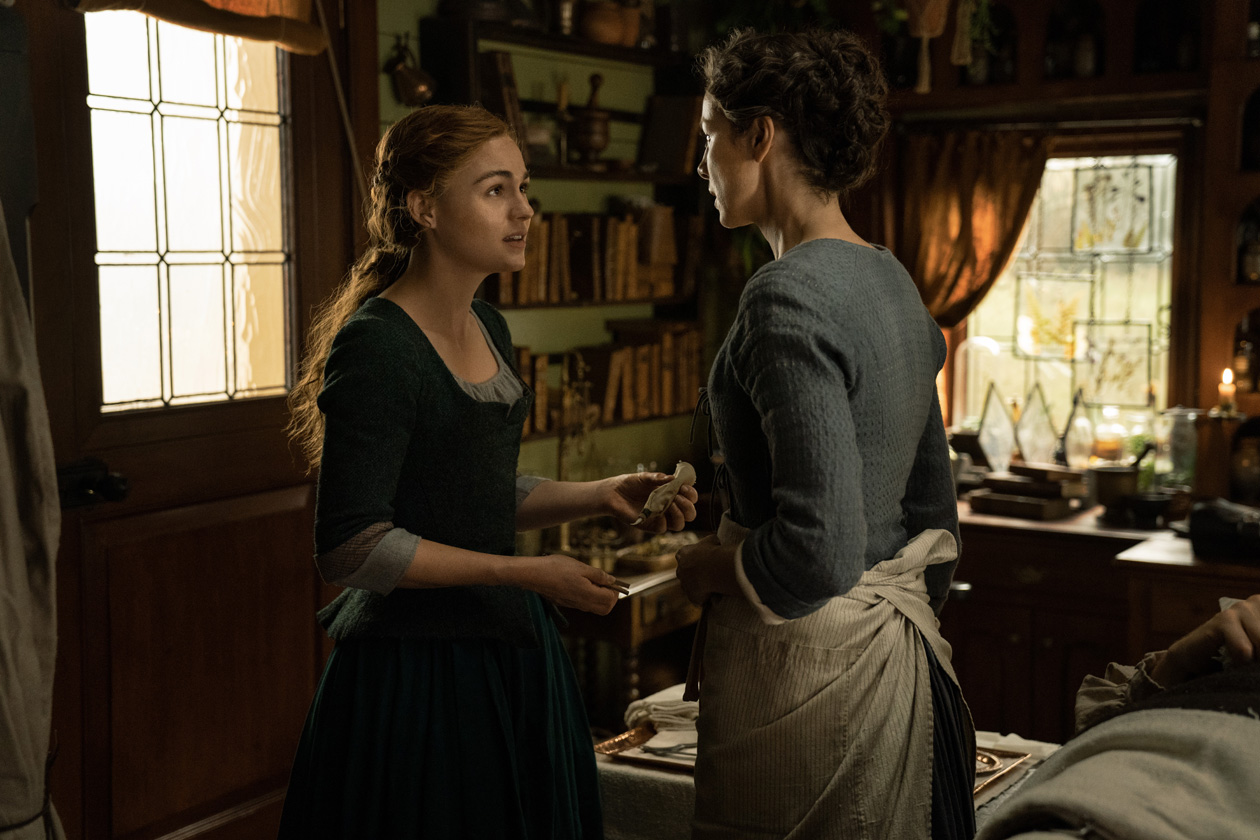 OUTLANDER - Episodio 5x09: Un nuovo pericolo nei boschi | Lost In A ...