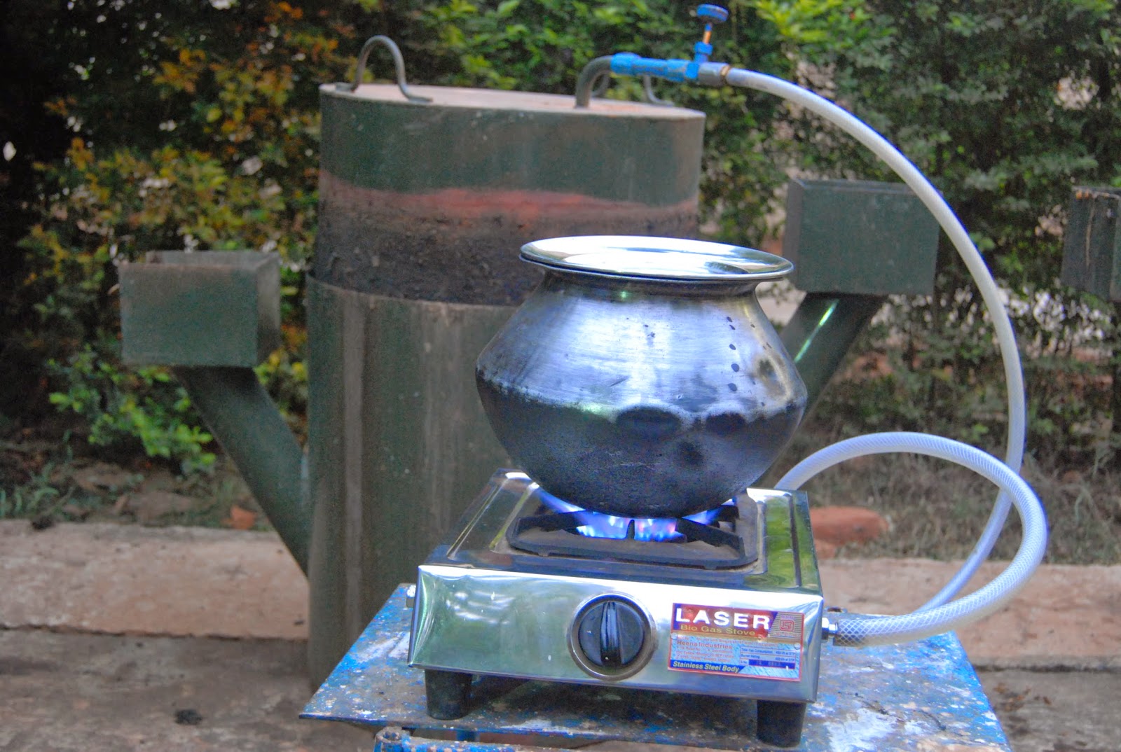 CbS Introduce Biogas Plant / Reactor