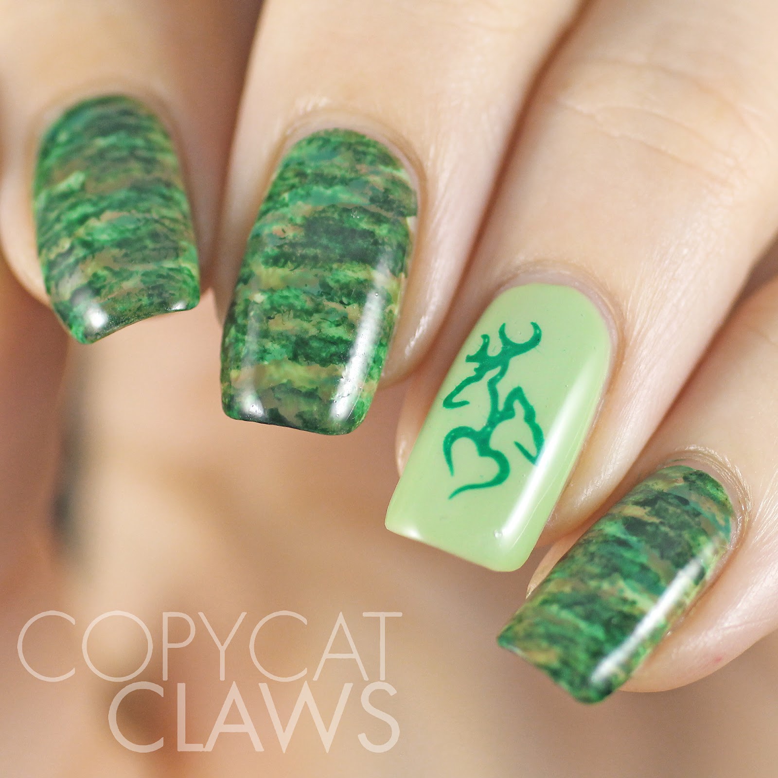 Copycat Claws: Chisel Camo Nails Inspired by Beaching Nails