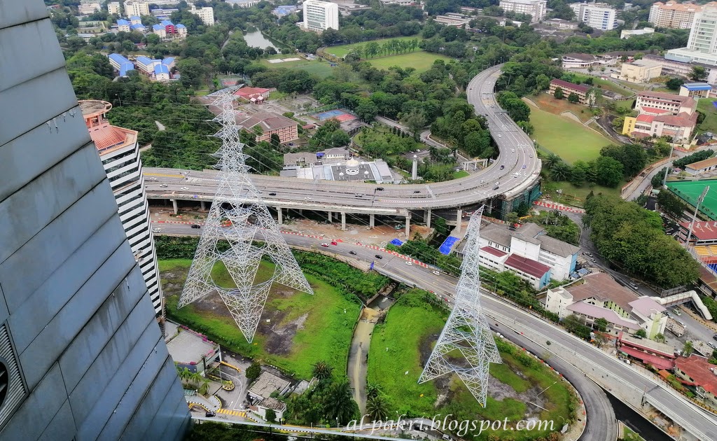 orangbukit: Macam Halimunan