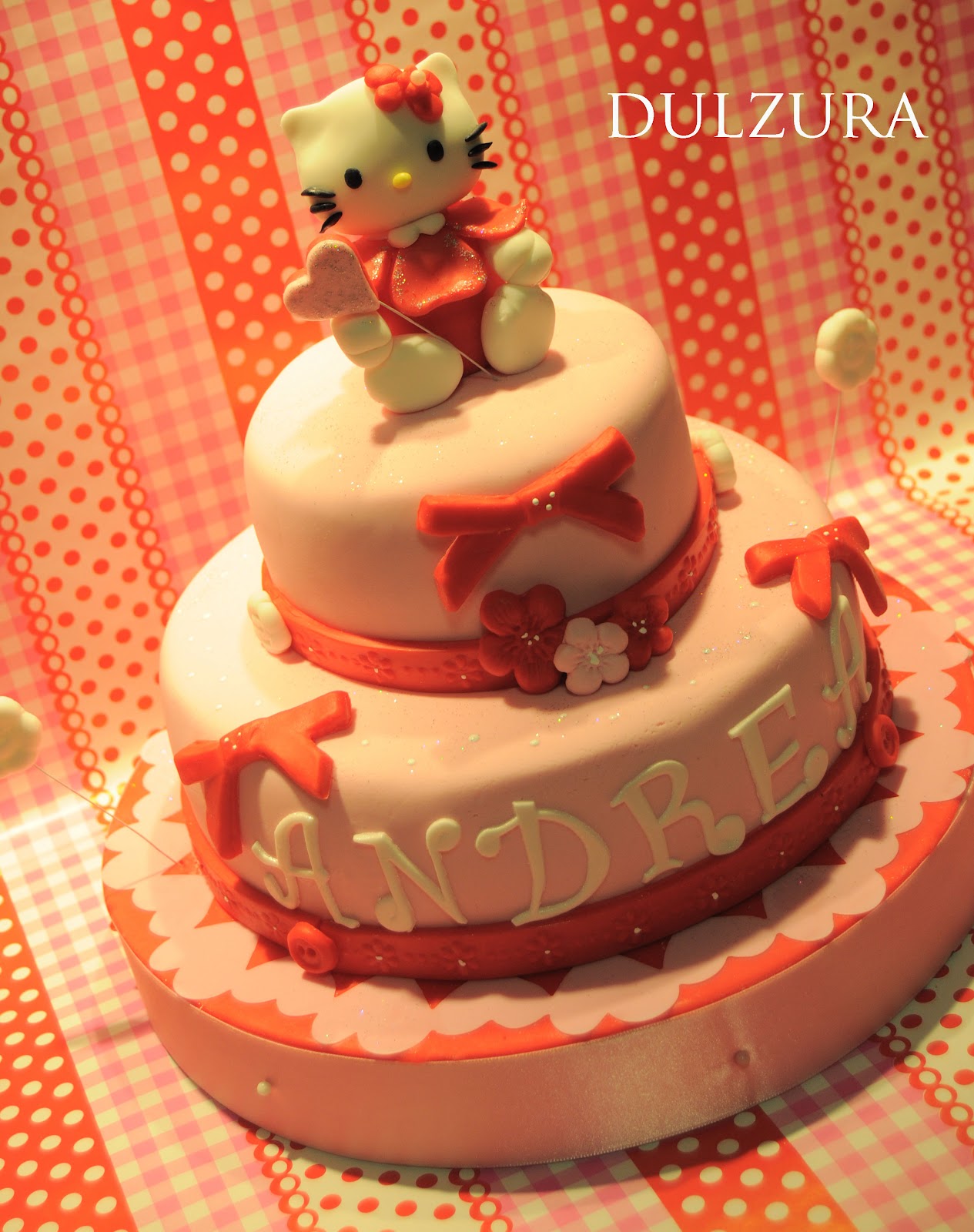 *Dulzura*: TARTA HELLO KITTY PARA ANDREA