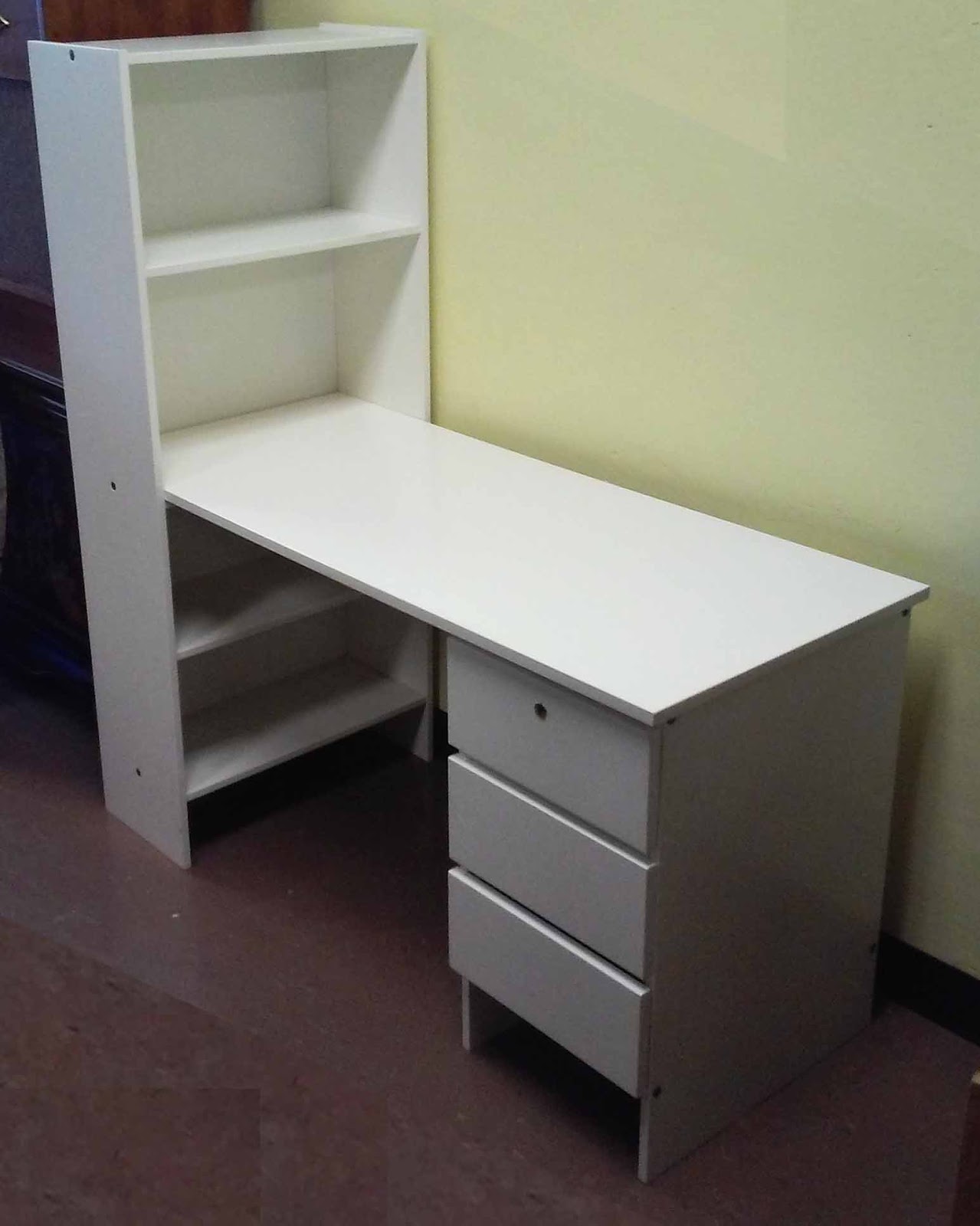 Shelf desk unit - aerohost