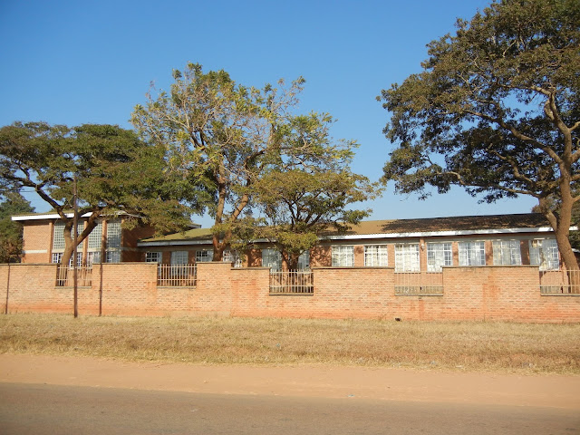 Leo in Malawi: Ekwendeni Hospital - Ekwendeni