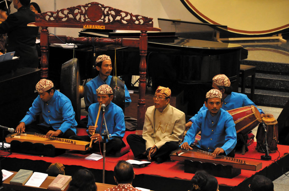 Karawitan Sunda: PENGERTIAN KARAWITAN SUNDA