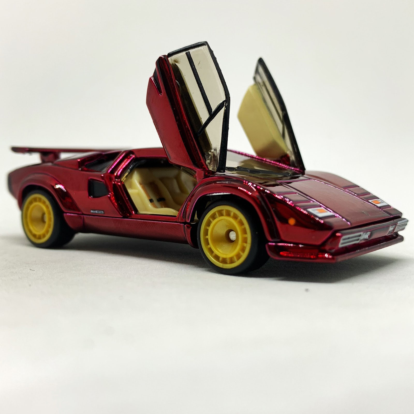 JULIAN'S HOT WHEELS BLOG: 1982 Lamborghini Countach LP500 S (2019 RLC ...