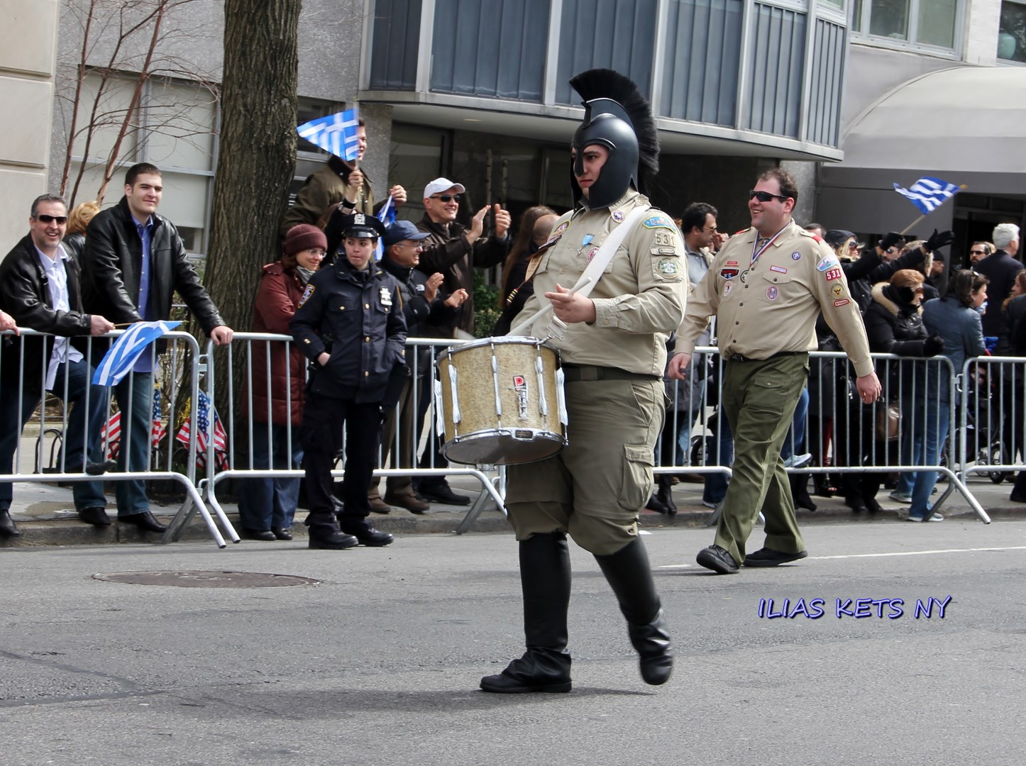 Η ΜΕΓΑΛΕΙΩΔΗΣ ΠΑΡΕΛΑΣΗ ΤΩΝ ΕΛΛΗΝΩΝ ΣΤΗ ΝΕΑ ΥΟΡΚΗ 2013. ΑΠΙΘΑΝΟ ...