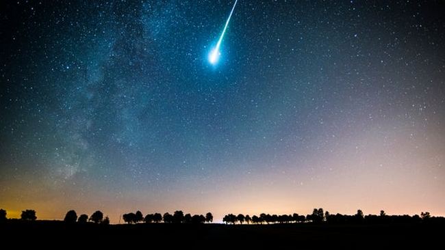 Pengertian Meteor Adalah : Ciri-Ciri, Jenis dan Pembentukan Meteor ...