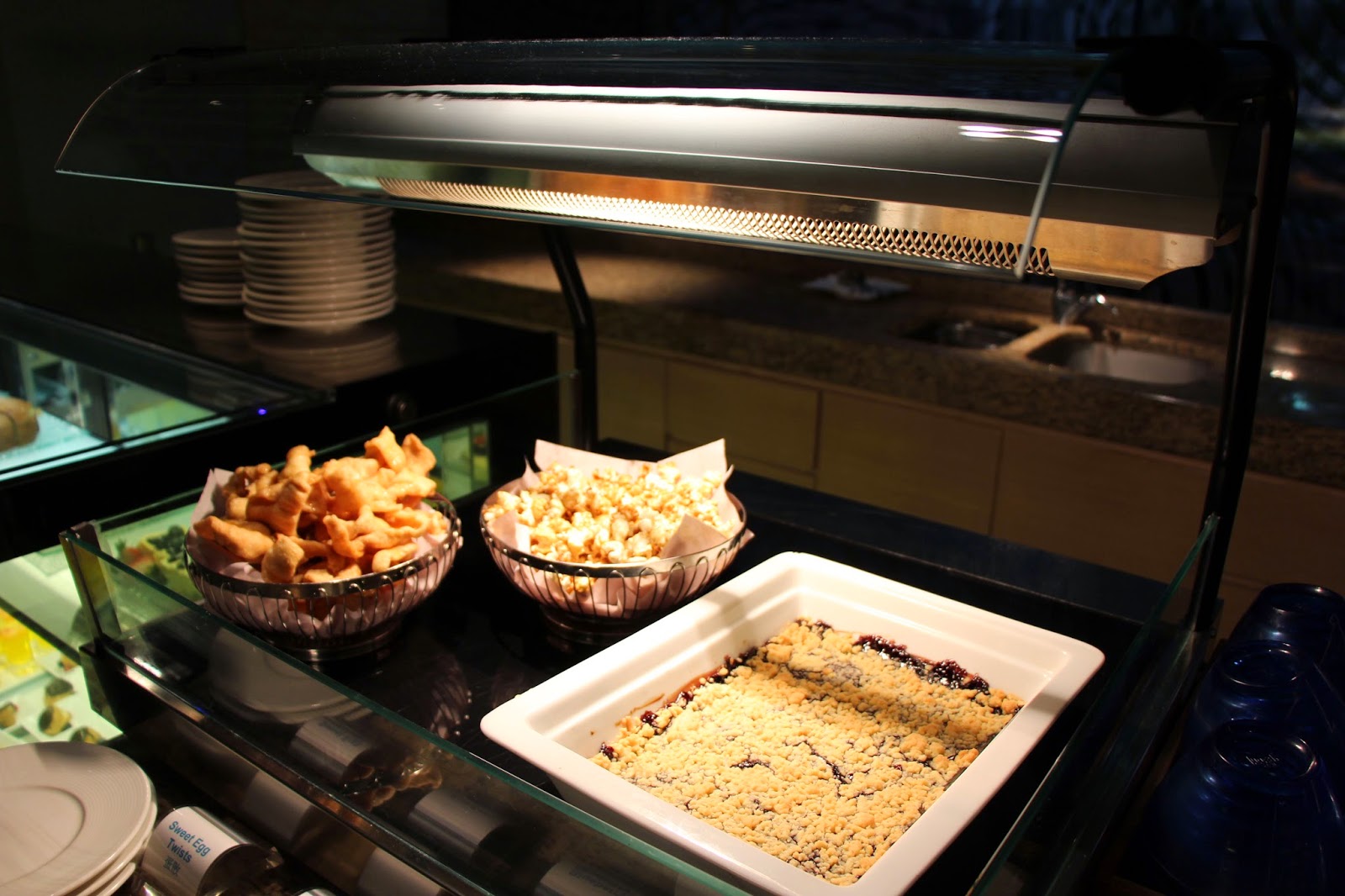 LIS Café ~ 【清爽初夏。海鮮饗宴】自助晚餐