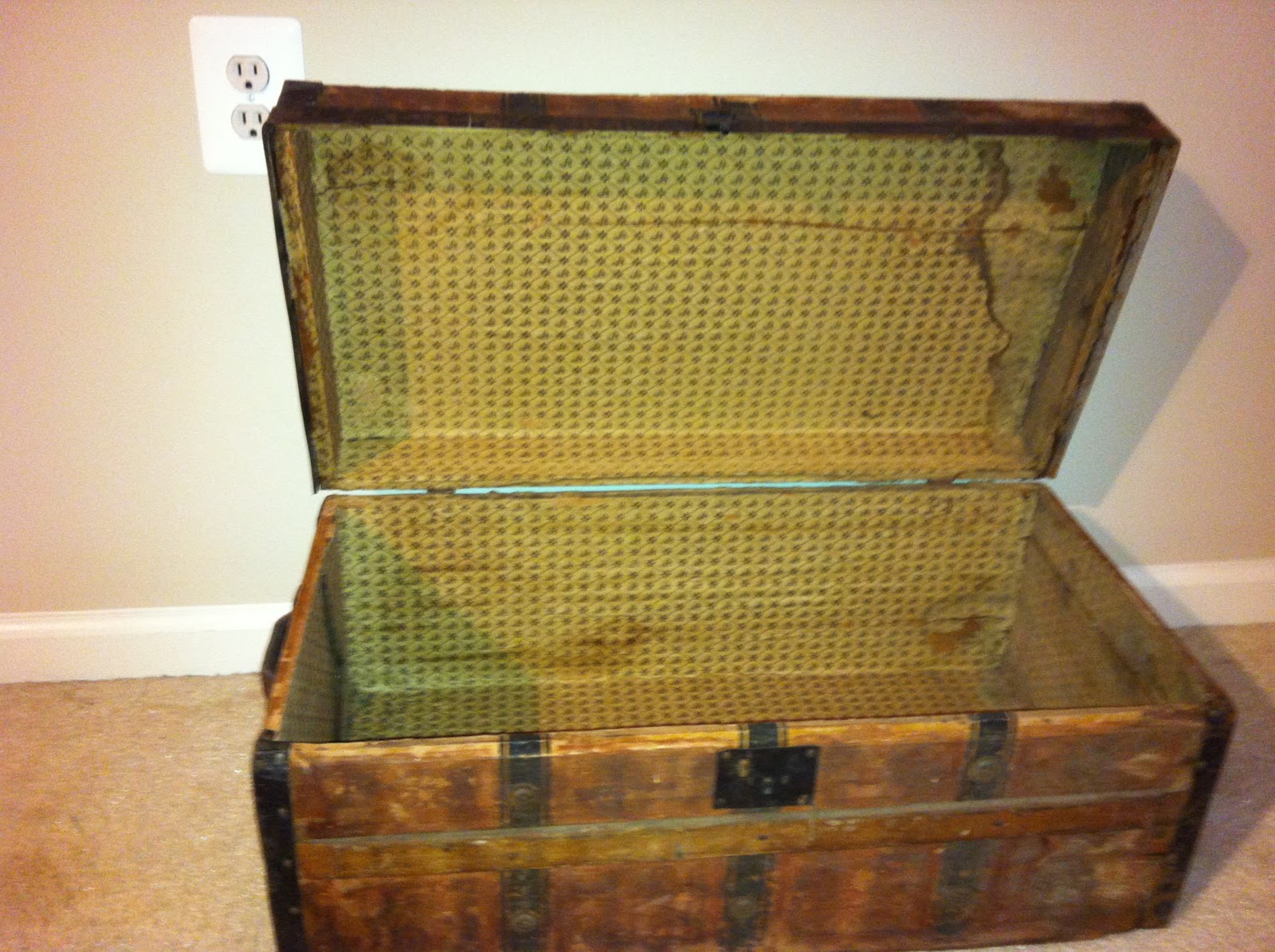 A Southern Girl's Guide to DC: DIY Project - Hope Chest