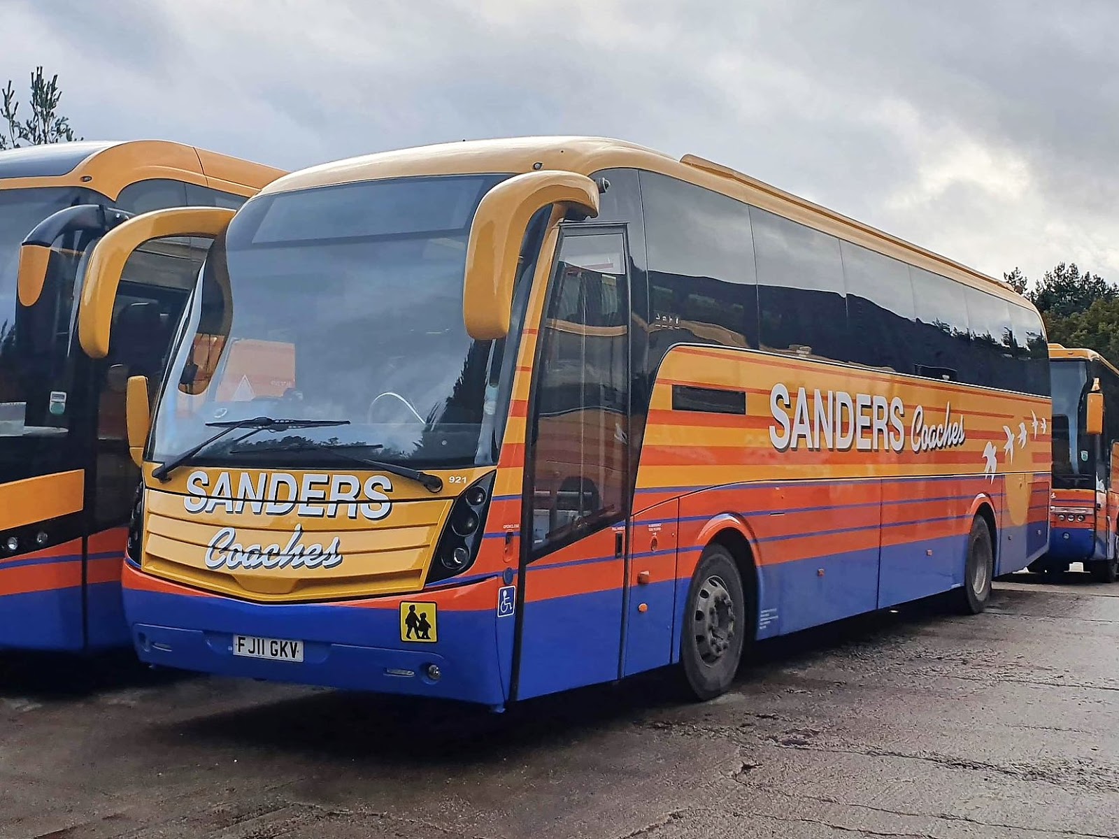 East Norfolk (& East Suffolk) Bus Blog: Sanders Coaches ~ Recent Activity
