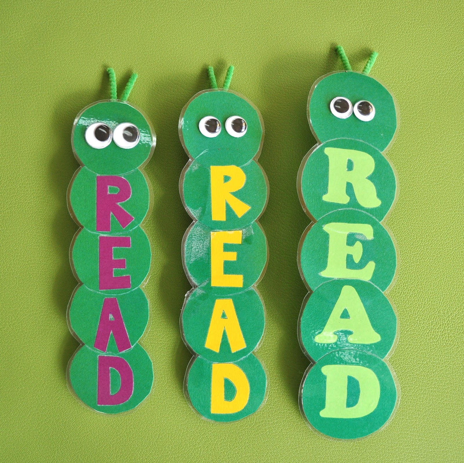 Jill in Korea: Bookworm Bookmarks!
