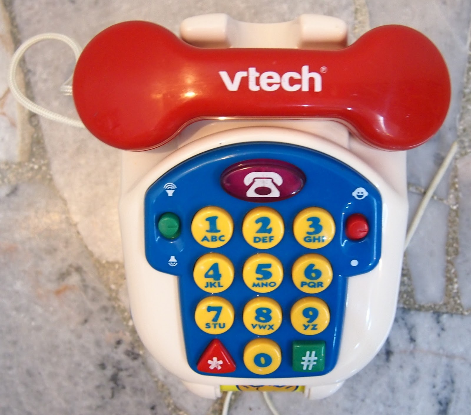 JuaiMurah: Vtech Little Smart Pull and Learn Phone