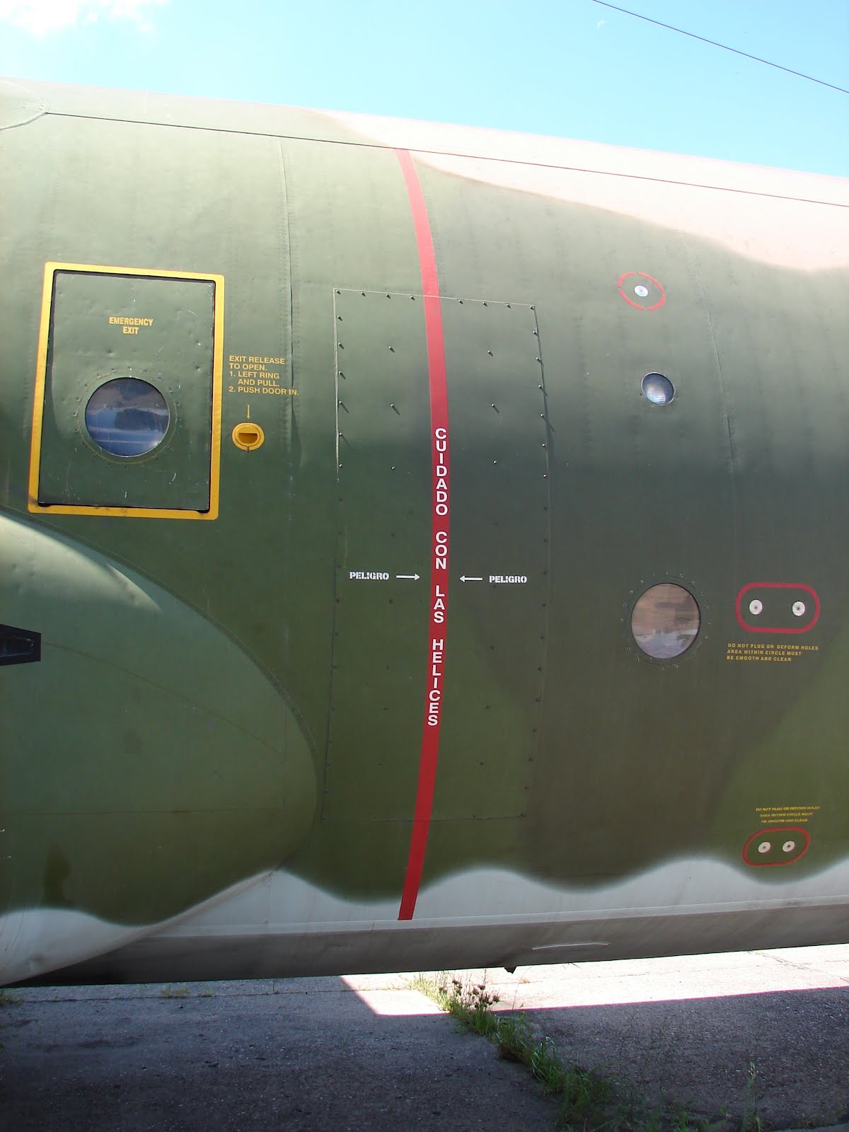 Aeronaves en detalle: Lockheed C-130B Hercules (TC-60)