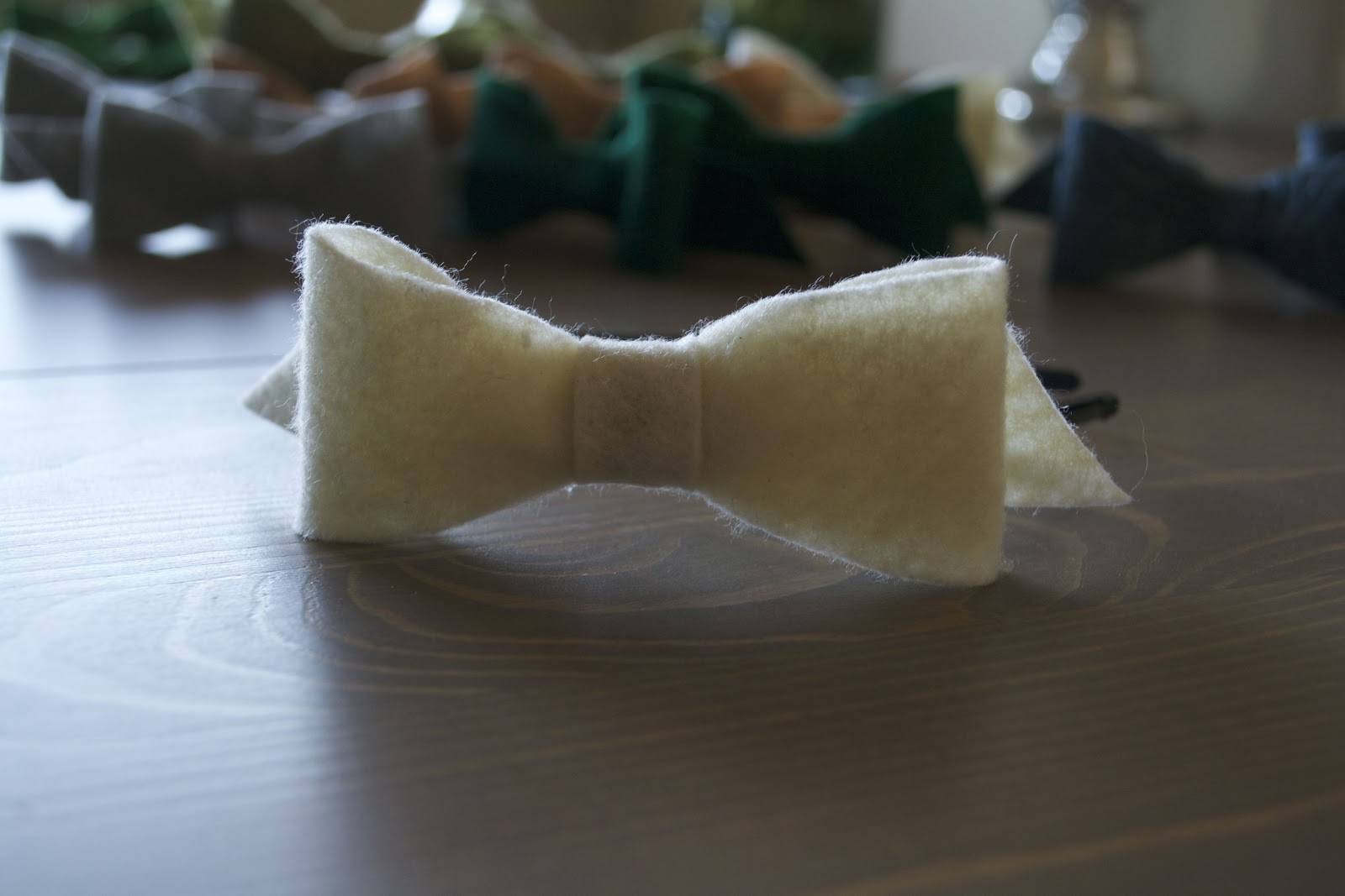 with two n's: Felt Bows! Felt Bows! Felt Bows!