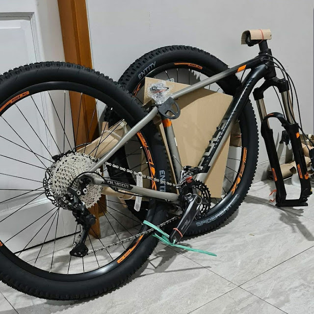 Sepeda Gunung Mtb Polygon Xtrada 6 Limited Edition Hitam. Rp. 3.660.000 ...