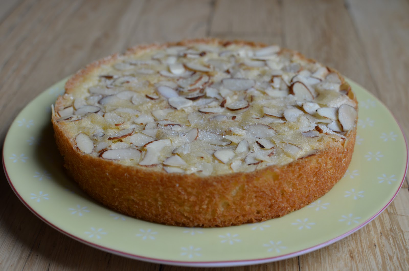 Playing with Flour: Last minute cake