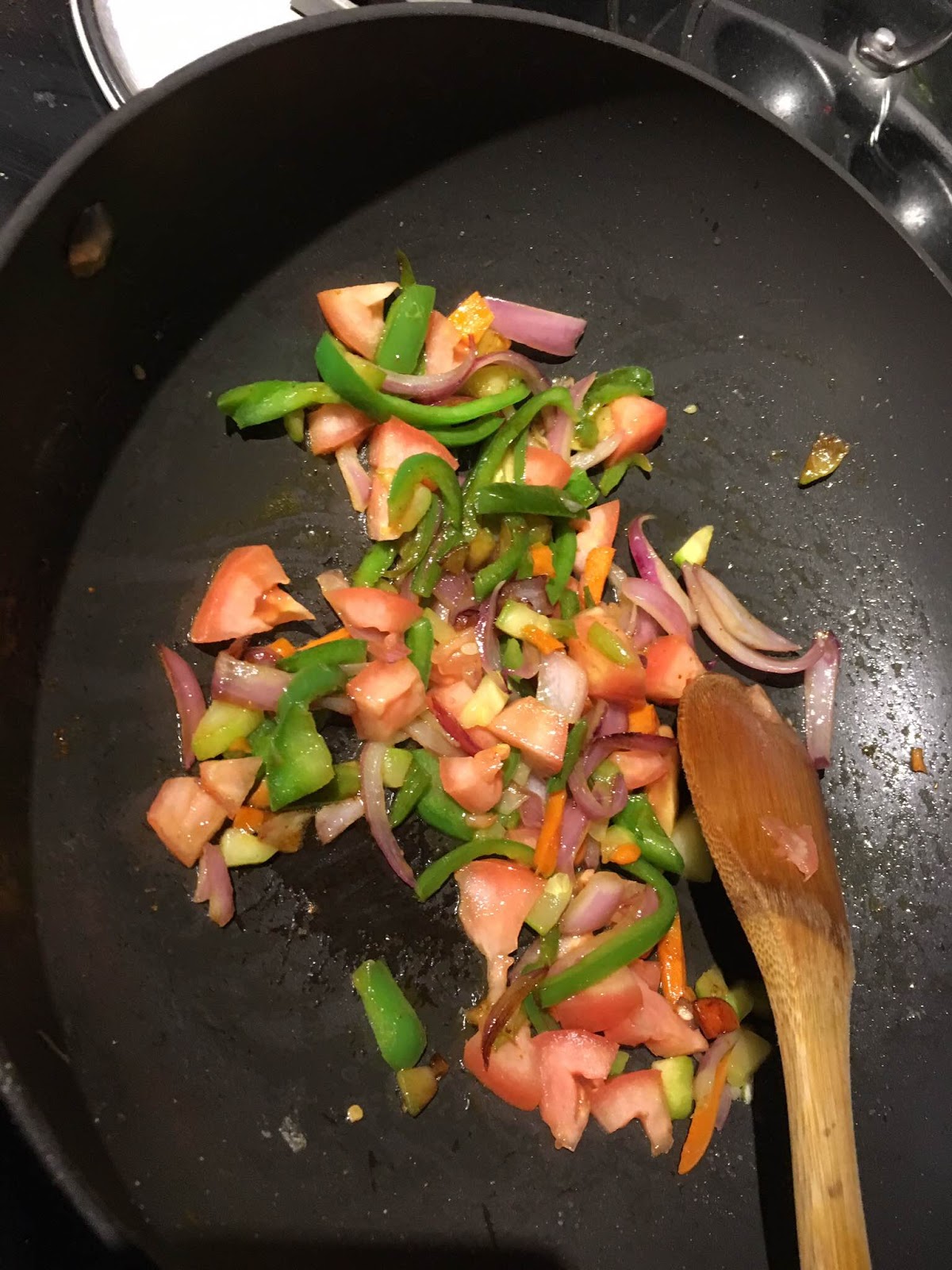 Yummy food in Tummy: Indo-chinese Fried Chapati