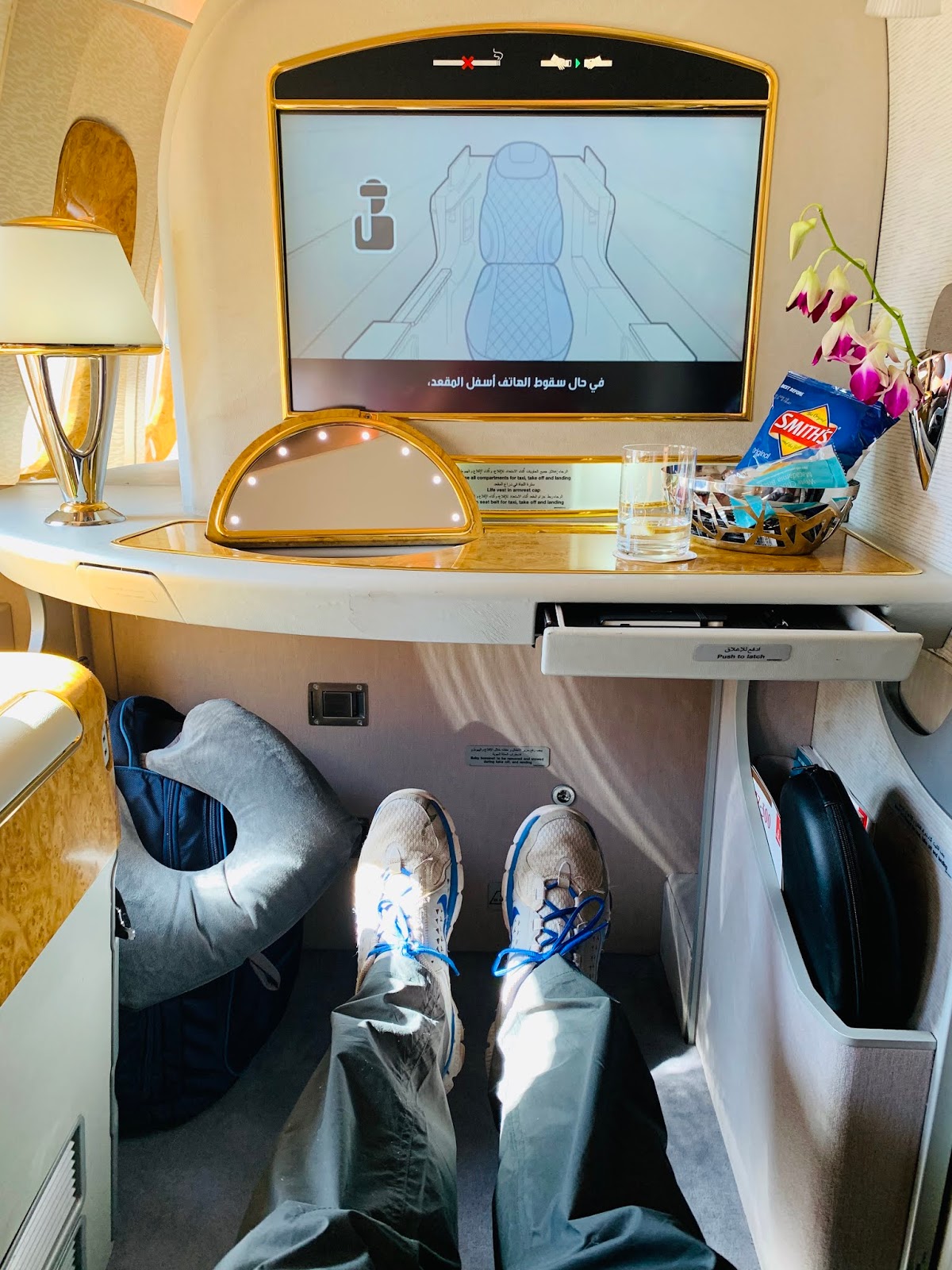 Review: Emirates EK417 First Class Boeing 777-300ER Sydney to Dubai ...