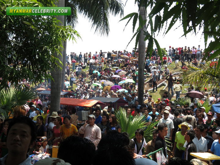 PHOTOS: Sai Sai Kham Leng @ ALPINE Thingyan Stage