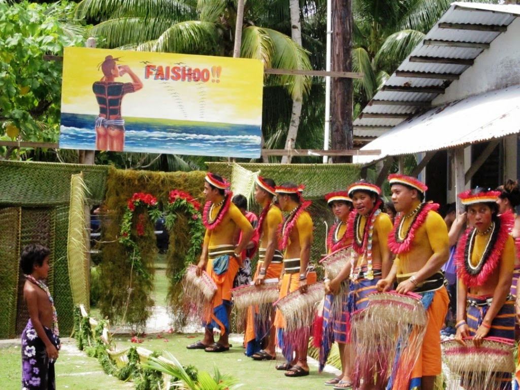SAILING HELENA: Graduation high school 2014, Woleai, Micronesia.