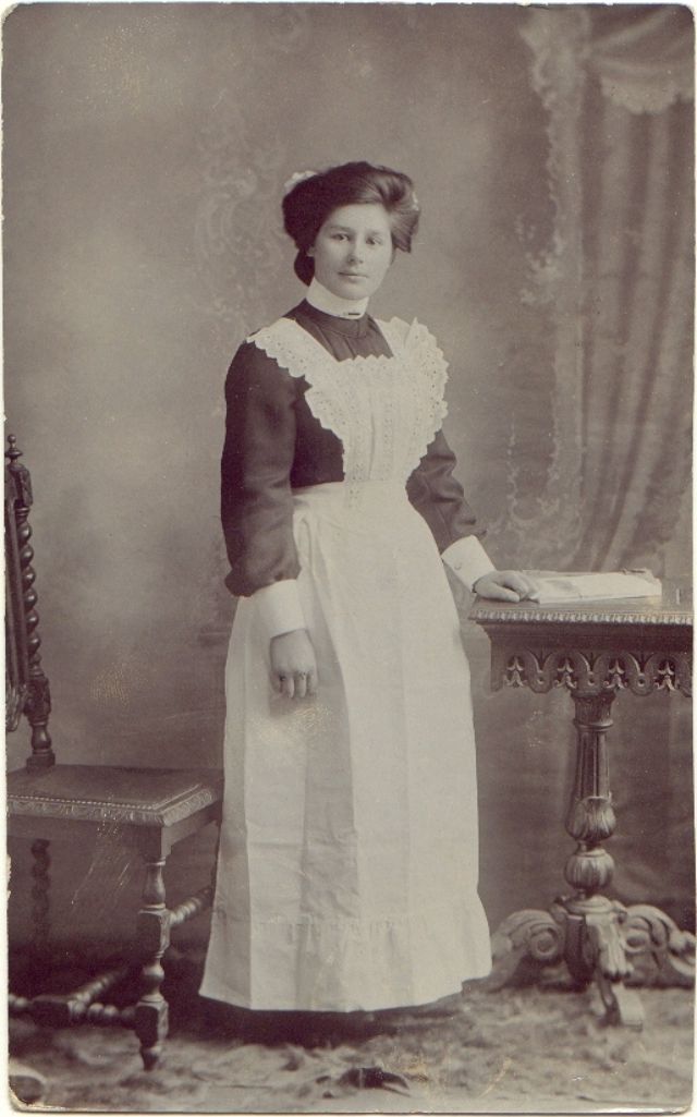 40 Vintage Portrait Pictures of House Maids in the Edwardian Era ...