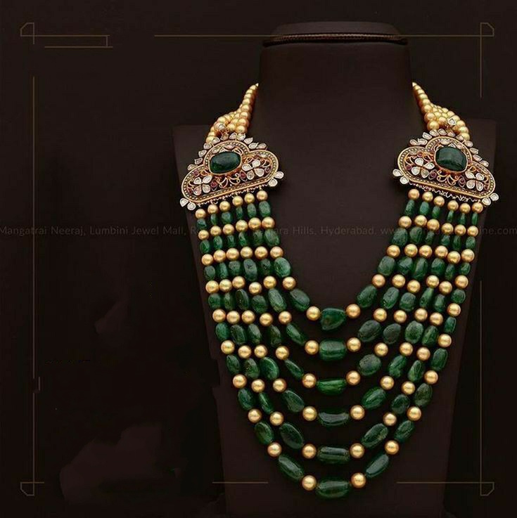 Fancy beads necklace