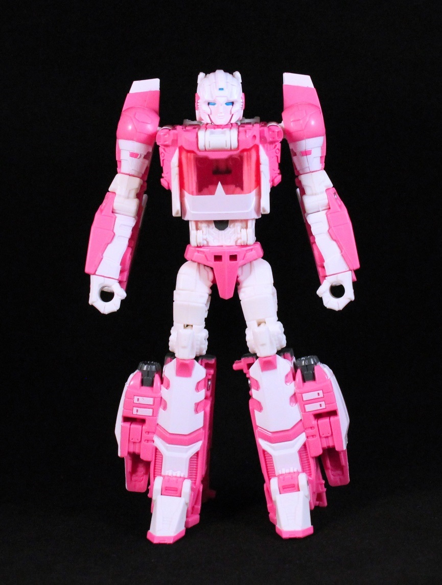 She's Fantastic: Titans Return - ARCEE!