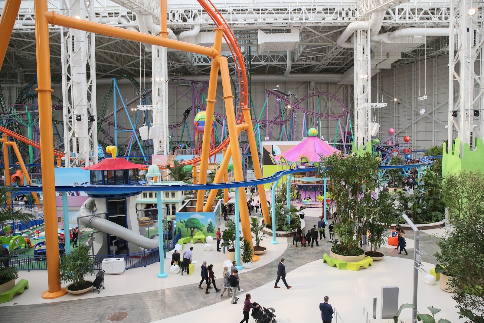 NickALive!: Nickelodeon Universe at American Dream Opens to the Public