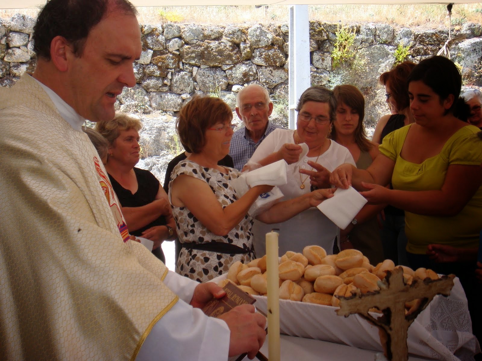 FRATERNIDADE gestos de fraternidade