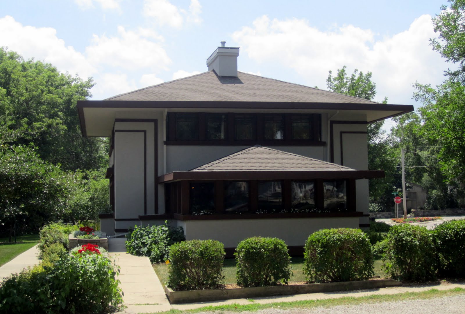 Hasty Pics: Frank Lloyd Wright - Stockman House - Mason City, Iowa