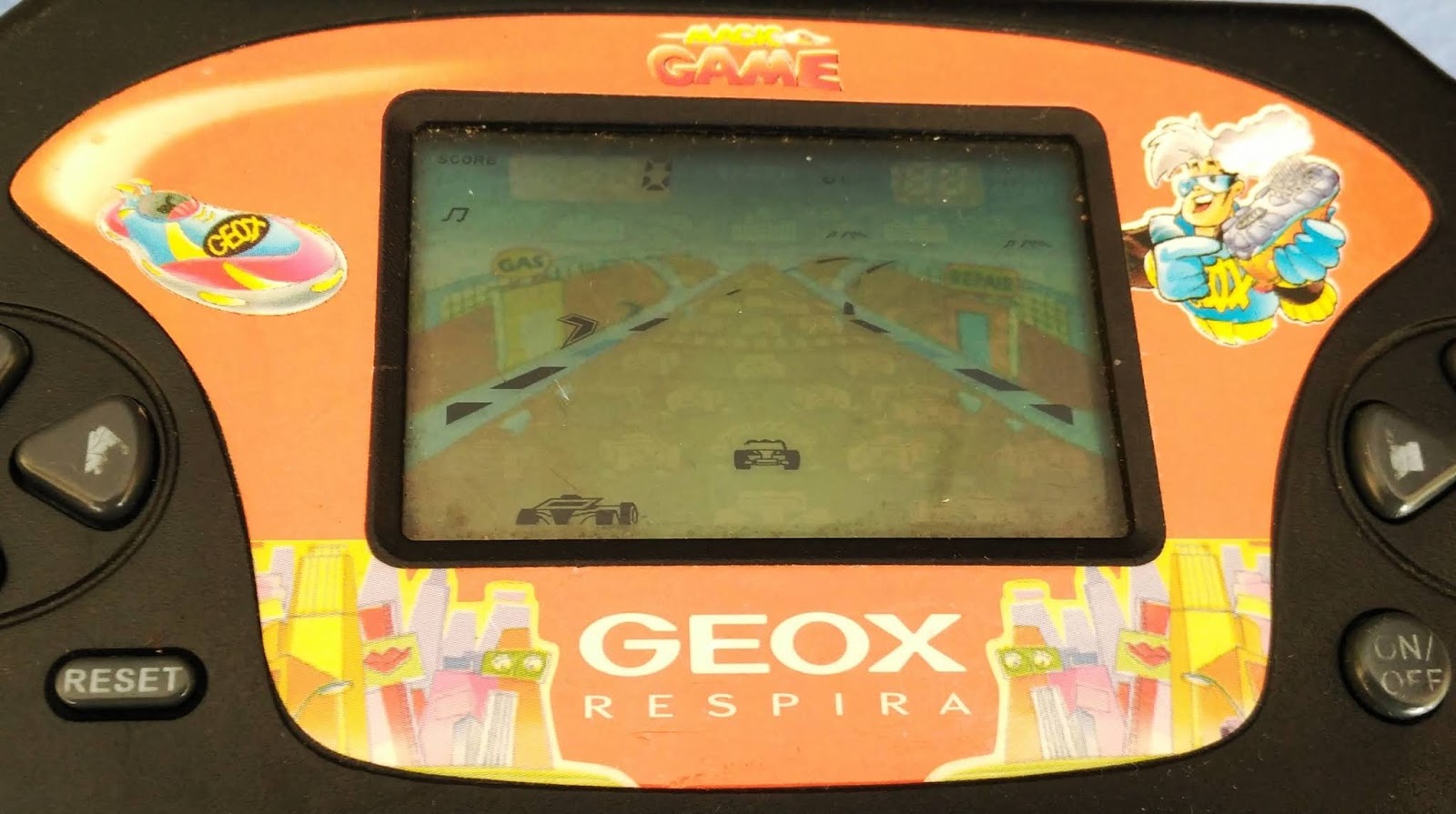 Retro Ordenadores Orty: Consola LCD Magic Game Geox Respira (carreras).