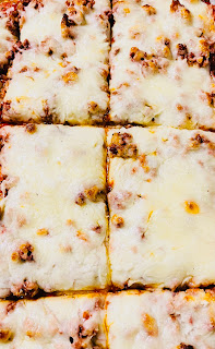 Recipe Momma: School cafeteria pizza