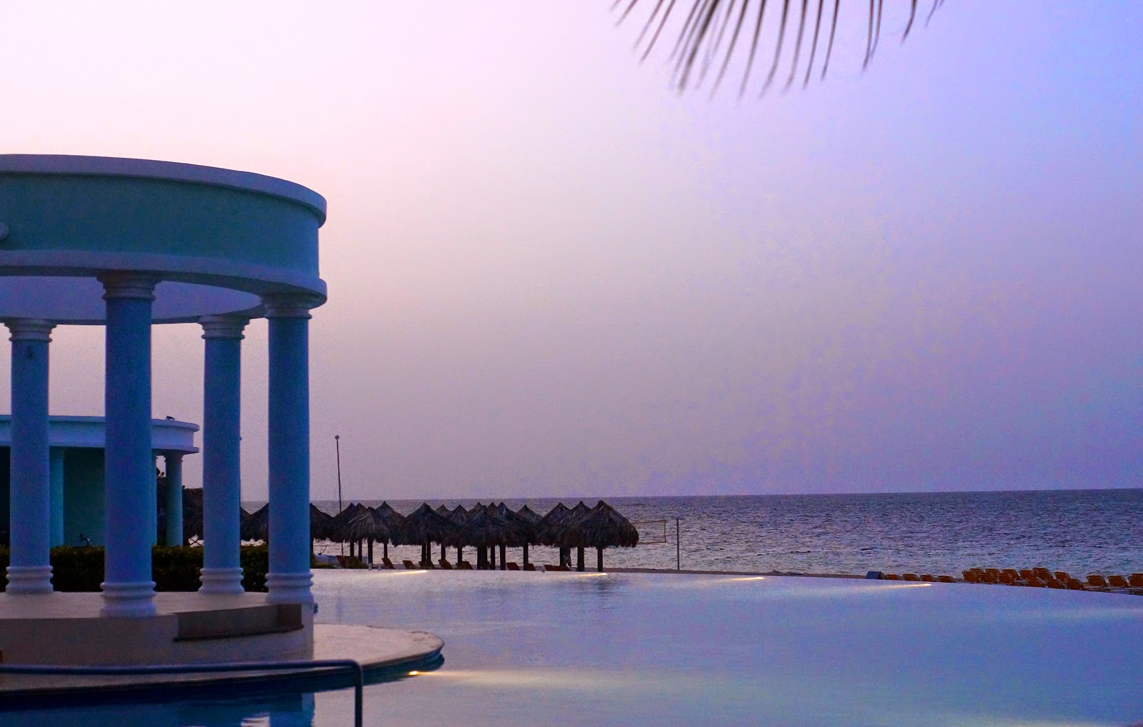 Emtalks: Montego Bay Jamaica: A Cheeky Beach Break