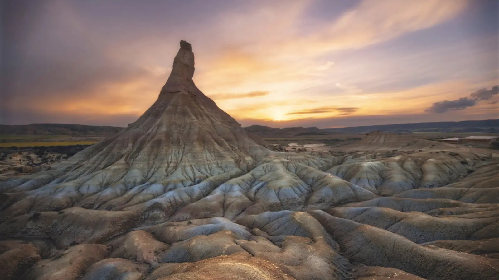 Bardenas Reales, Navarre, Spain (with Map & Photos)