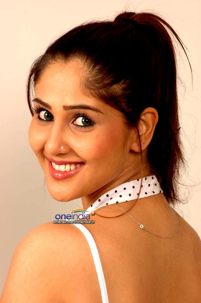 tamil actress photoS: Damini