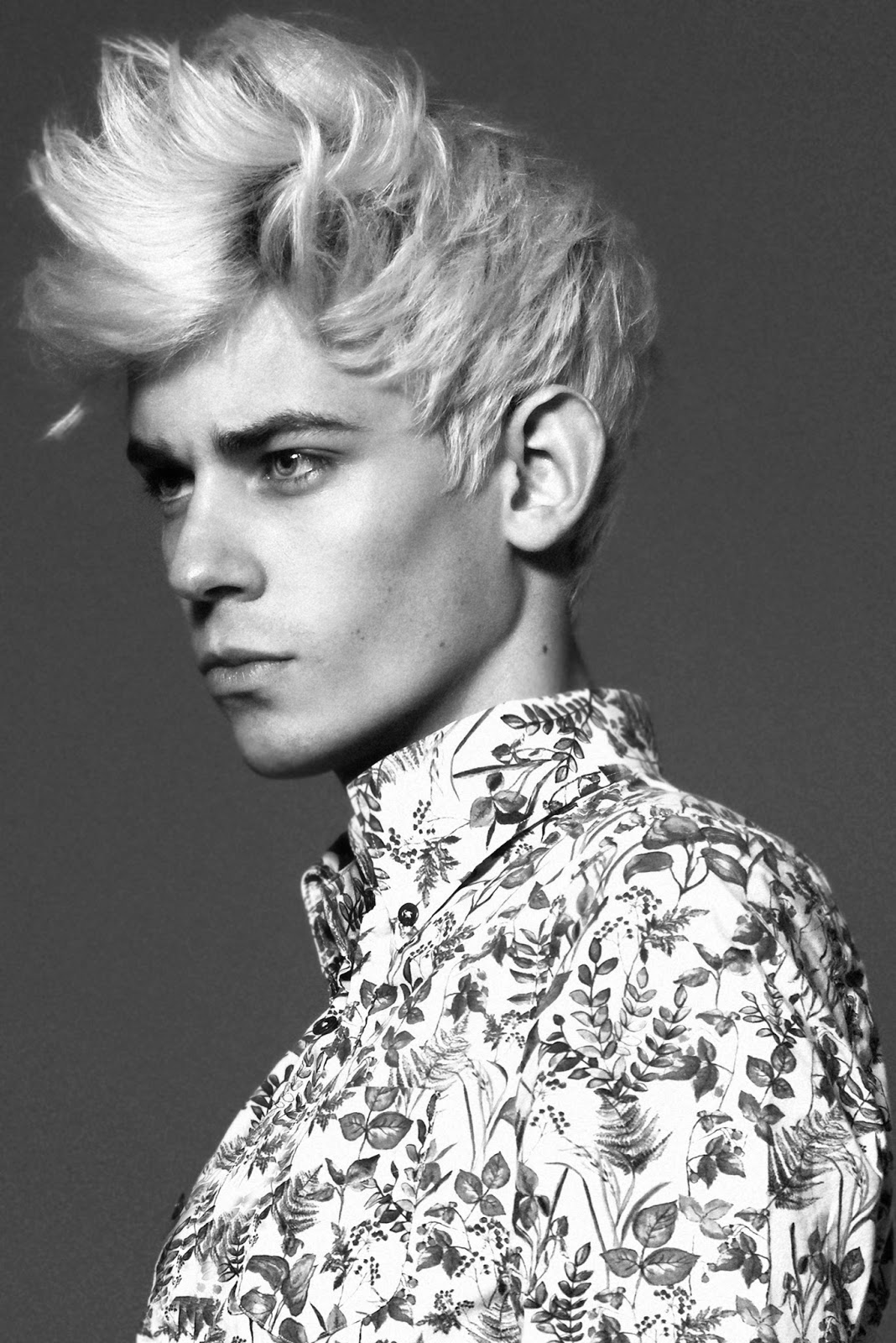 d1 Model Management: Nicolas Hau photographed by Lucile Leber