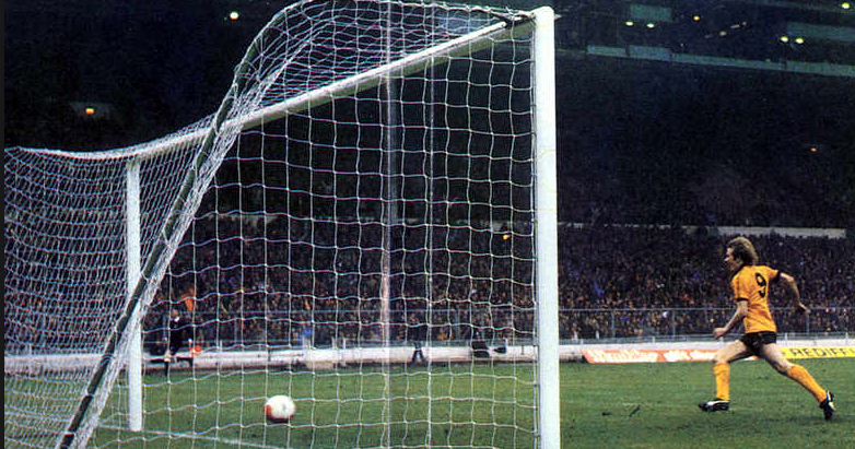 That 1980s Sports Blog: Goal nets, posts, and stanchions of the 1980s
